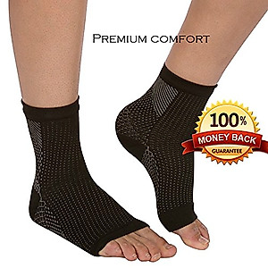 Plantar Fasciitis Compression Sock Sleeves - Helps Circulation - Heel, Ankle, Achilles Support Prevents Injury - All Day/Night Comfort (Black/White, S/M(1pair)(U.S. Men 5-9.5 | Women: 6-9.5))