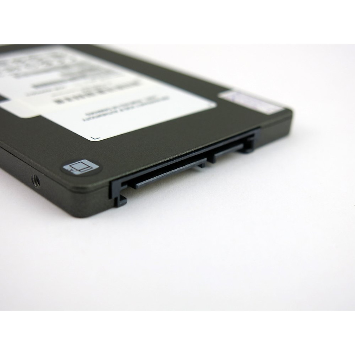Micron 512GB MTFDDAK512MAM-1K1 RealSSD C400 SATA III 6.0 Gb/s 2.5 Solid State Drives (SSD)