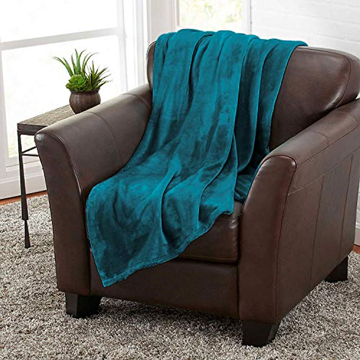 Home Must Haves Solid Color All Season Extra Soft Warm Cozy Sofa Couch Throw Bed Premium Blanket (Queen, Turquoise)