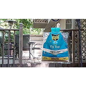 Raid Fly Trap (2-Pack), Outdoor Fly Trap, Disposable Fly Trap Bag, House Fly Trap with Food-Based Attractant, Hanging Fly Bag, 2 Home Fly Trap Bags, Outside Fly Control for Home, Hanging Fly Bait Bags