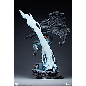Sideshow Collectibles Batman The Dark Knight Returns Premium Format Figure Statue