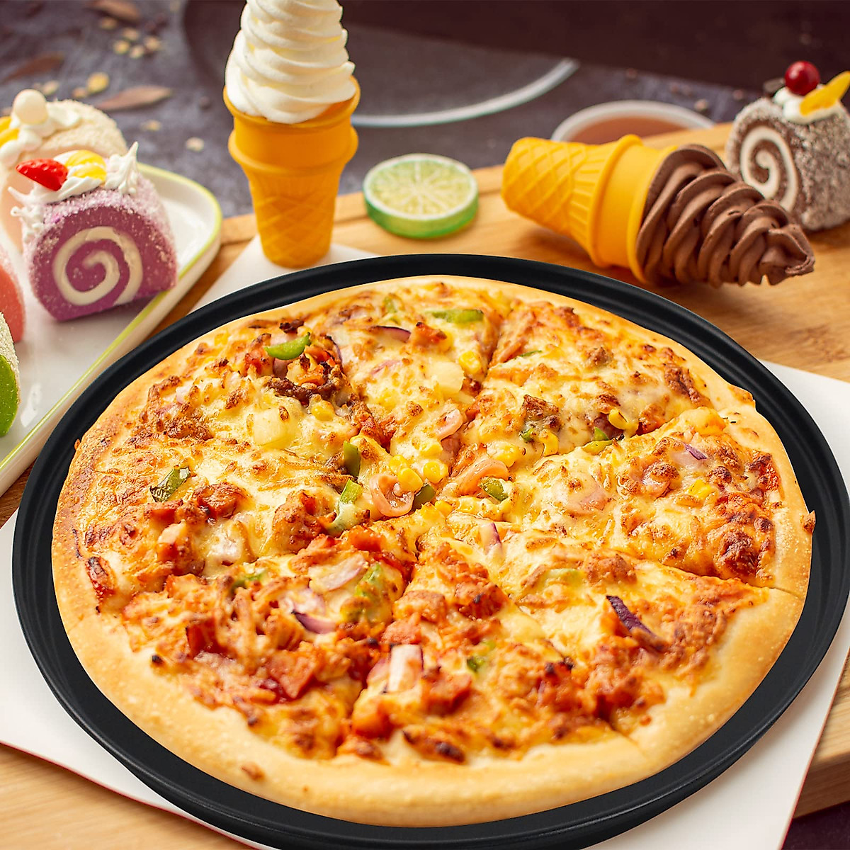 3PC Nonstick Pizza Tray for Oven, TWUTGAYW Cast Iron Pizza Pans With Holes 12.5 in, Pizza Serving Tray, Carbon Steel with Non Stick Surface, Round Pizza Tray Baking Pizza Set for Home Kitchen Oven Use