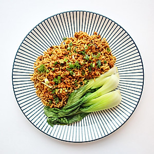 CHEF WOO Roasted Chicken Ramen Cup Noodles (12 PACK), 20g of Plant-Based Protein |Vegan |Vegetarian |Halal |Kosher |Egg-Free |Dairy Free