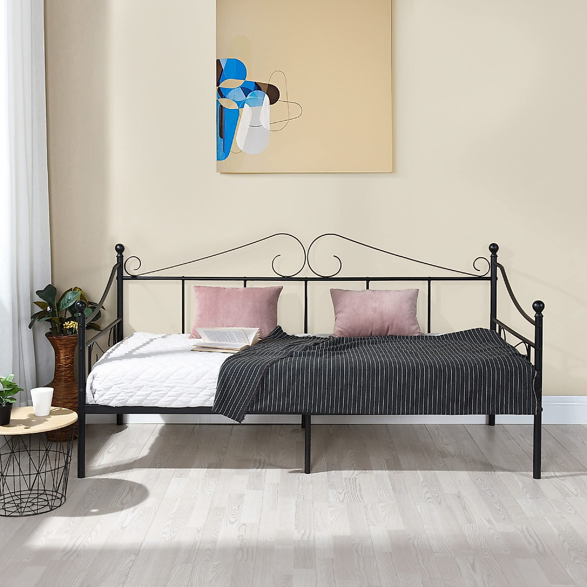 Liink1Ga Twin Size Daybed Frame, Black Metal Daybed Frame with Headboard, Mattress Platform Base Box Spring Replacement Sofa Bed for Living Room Guest Room, Simplified