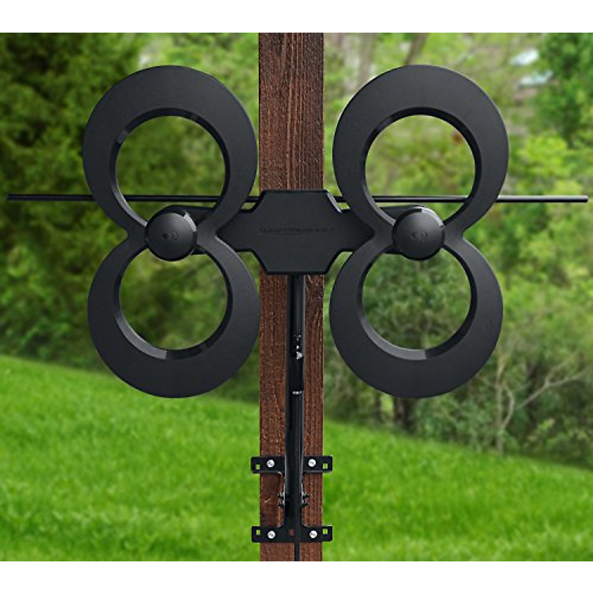Antennas Direct ClearStream 4MAX Indoor Outdoor TV Antenna, UHF VHF, Multi-Directional, 70+ Mile Range, 4K 8K UHD, NEXTGEN TV – w/ 20-inch Mast (Black)