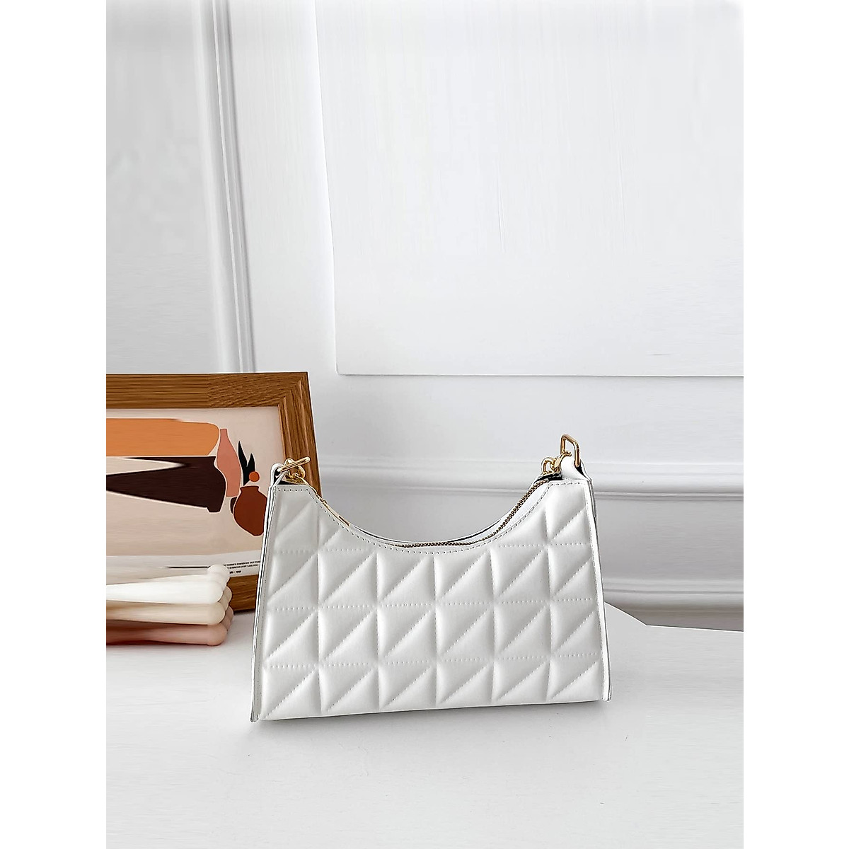 WDIRARA Women's Quilted Small Purse Chain Straps Shoulder Bag Zipper Handbag White