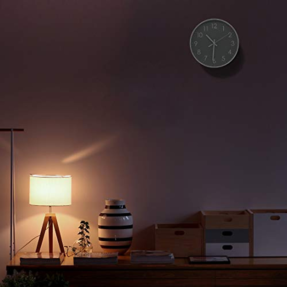 Epy Huts Modern Simple Wall Clock Indoor Non-Ticking Sweep Decorative Wall Clocks Battery Operated with Clear Numbers Easy to Read Wall Clock for Office,Bathroom,Livingroom Decorative 10 Inch Gray