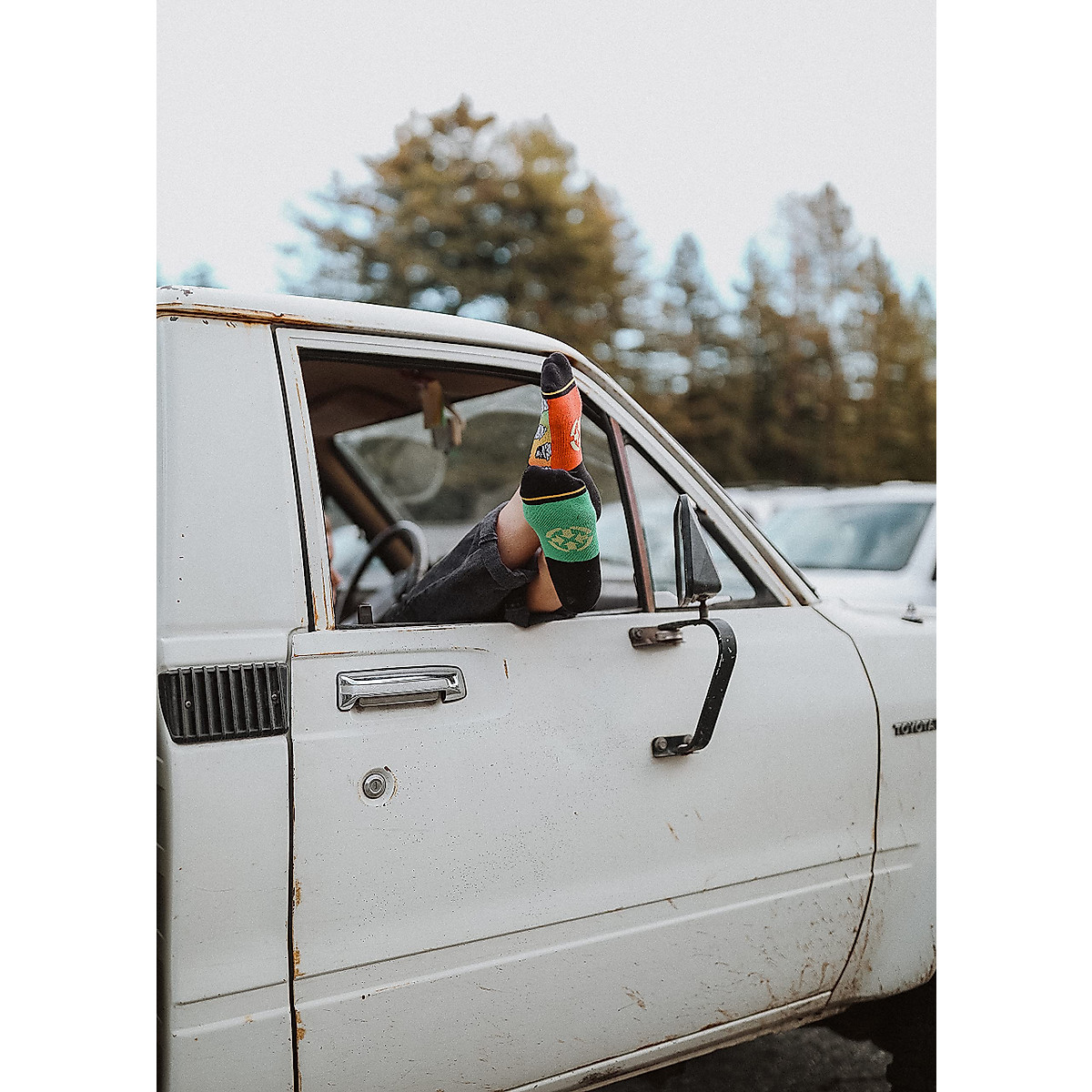 MERGE4 Sublime Joint No Show Socks for Men and Women (Large)