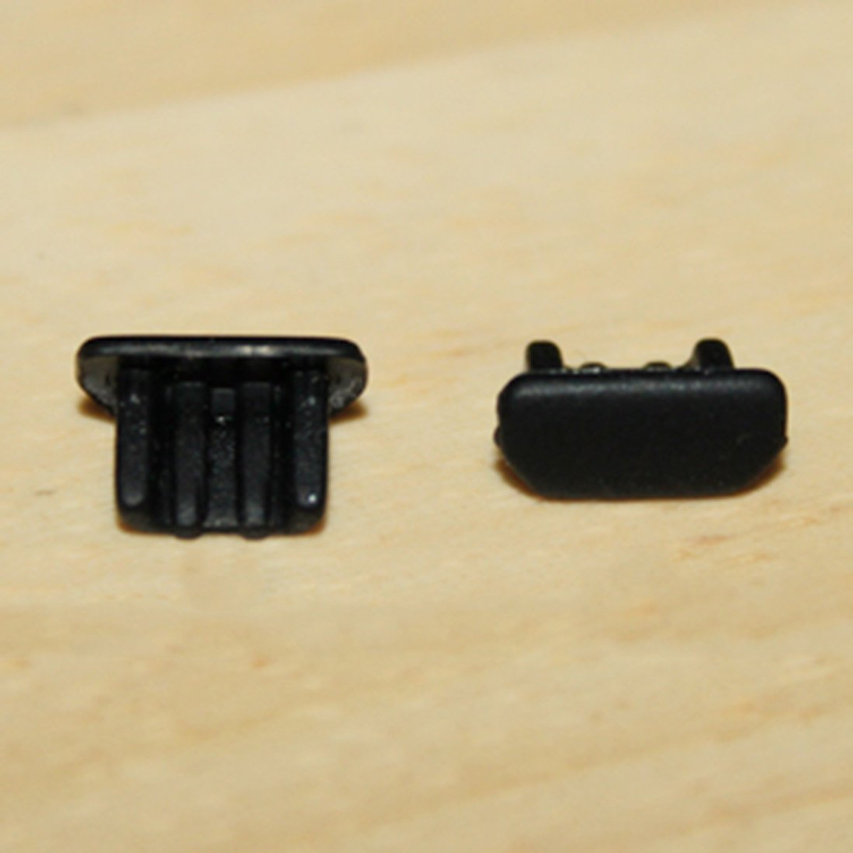 uxcell 25 Pcs Dust Plugs, Micro USB Port Cover for Phone, Soft Cell Phone Anti Dust Plug Suitable for Samsung Galaxy S7/S6/S5, Black Dust Stopper for Android, Headphones, Laptop