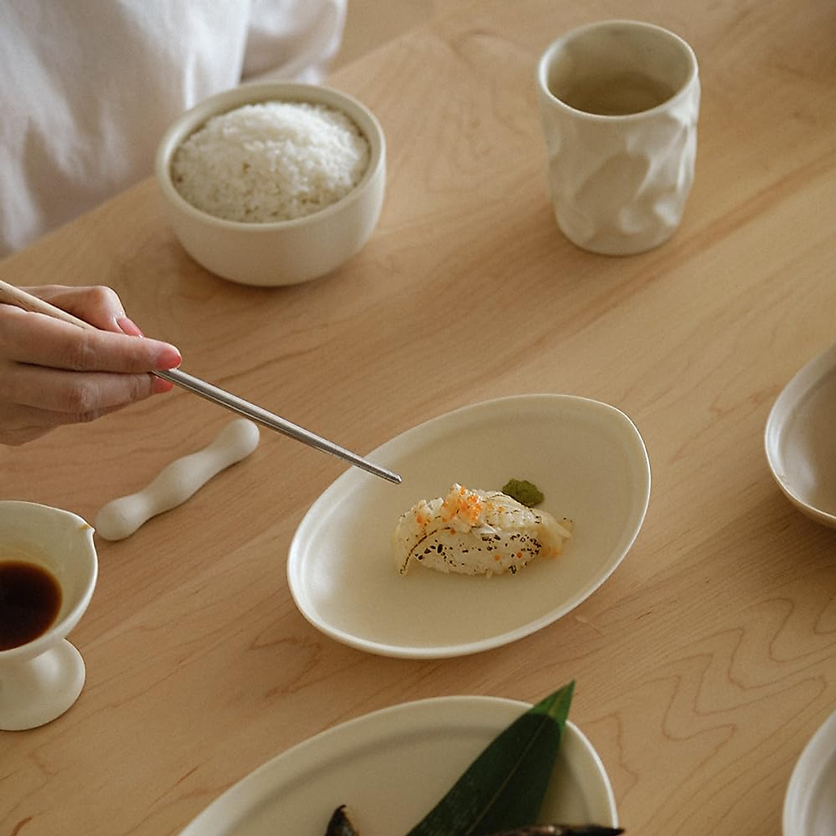 WENSHUO Oval Boat-shaped Platter, Ceramic Plate for Snacks, Food, Cookies, Dessert, Salad, 7 Inch Set of 6, Matte Crème