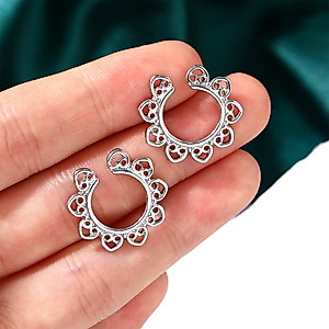 COCHARM 2pcs Filigree Fake Nipple Rings Fake Nipple Piercings Fake Nipple Jewlery Non Piercing Nipple Jewelry for Women Faux Nipple Piercing