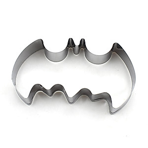 HAZOULEN Bat Shape Halloween Cookie Cutter, Set of 3, Assorted Sizes