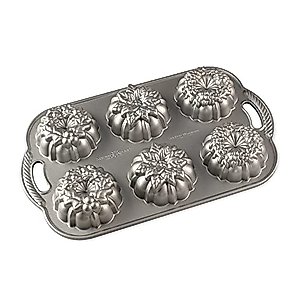 Nordic Ware Wreathlettes Cakelette, 4-Cup, Silver
