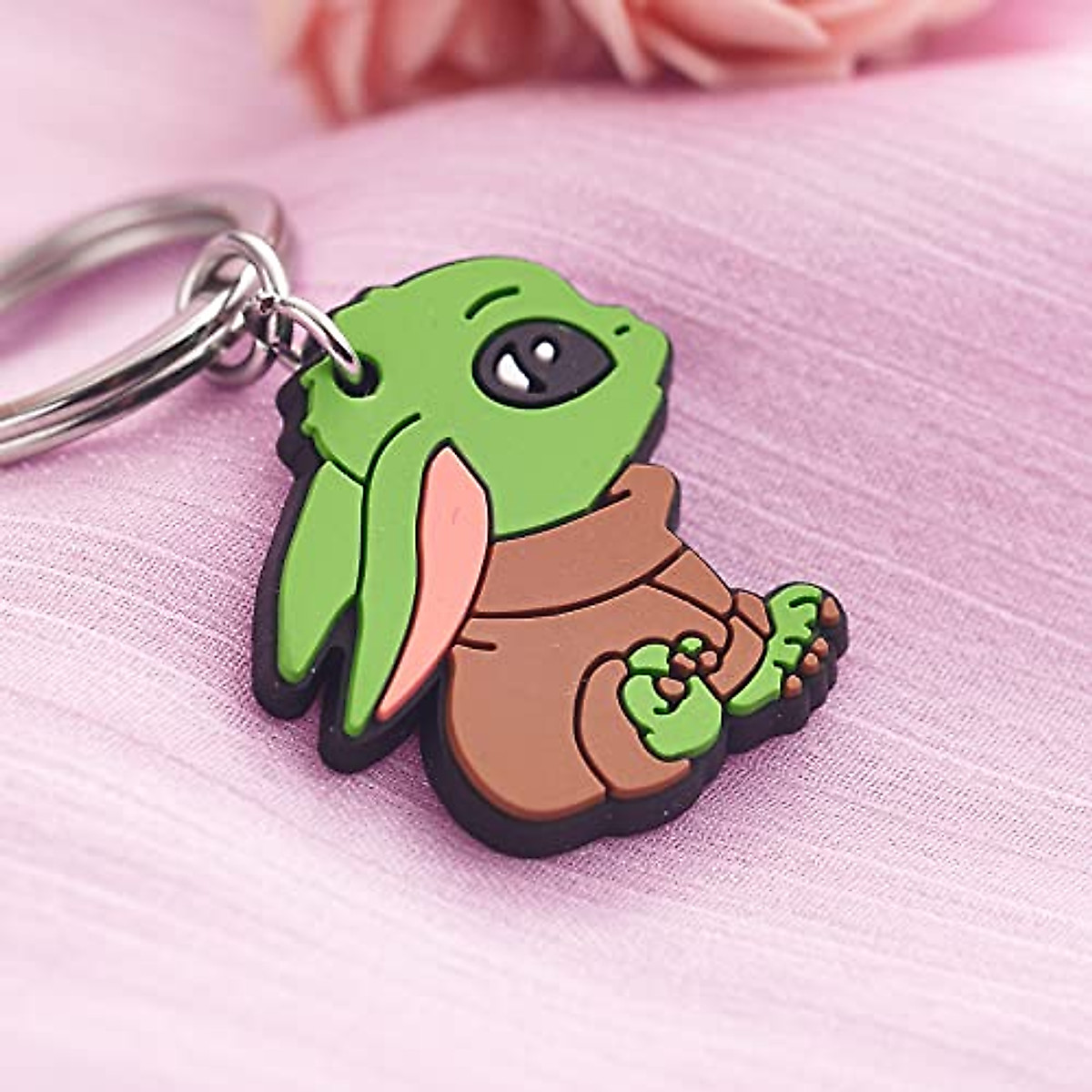Melix Home Baby Yo-da Gifts Cute Mandalorian Keychain Gift For Daughter Teen Girls Yo-da Stuff Heart Keychains Birthday Present