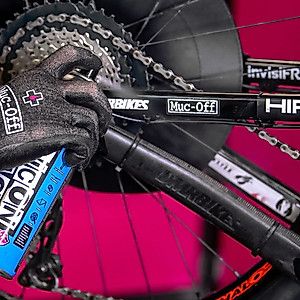 Muc-Off Disc Brake Covers, Camo - Washable Brake Shield for Bicycle Disc Brakes - Pair of Bike Brake Covers for MTB/Road/Gravel Bikes