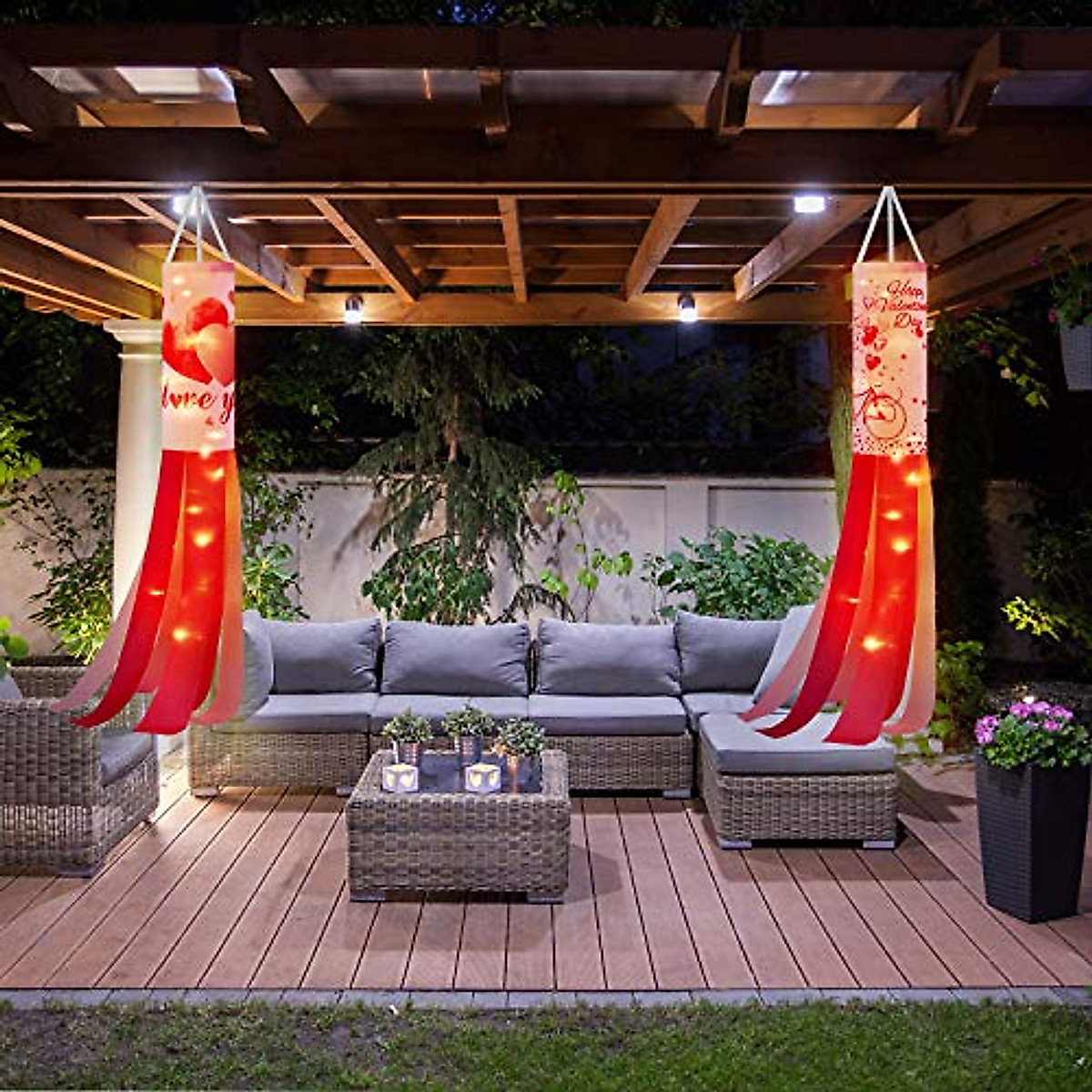 2 Pieces Happy Valentine's Day Windsock Polyester Garden Windsock Heart Pattern Windsock Flag Outdoor Hanging Decorative Windsocks for Valentine's Day Front Yard Patio Lawn Garden (Sweet Style)