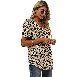Oversized T Shirts for Women Leopard Print Tops V Neck Short Sleeve Shirts Loose Fit L