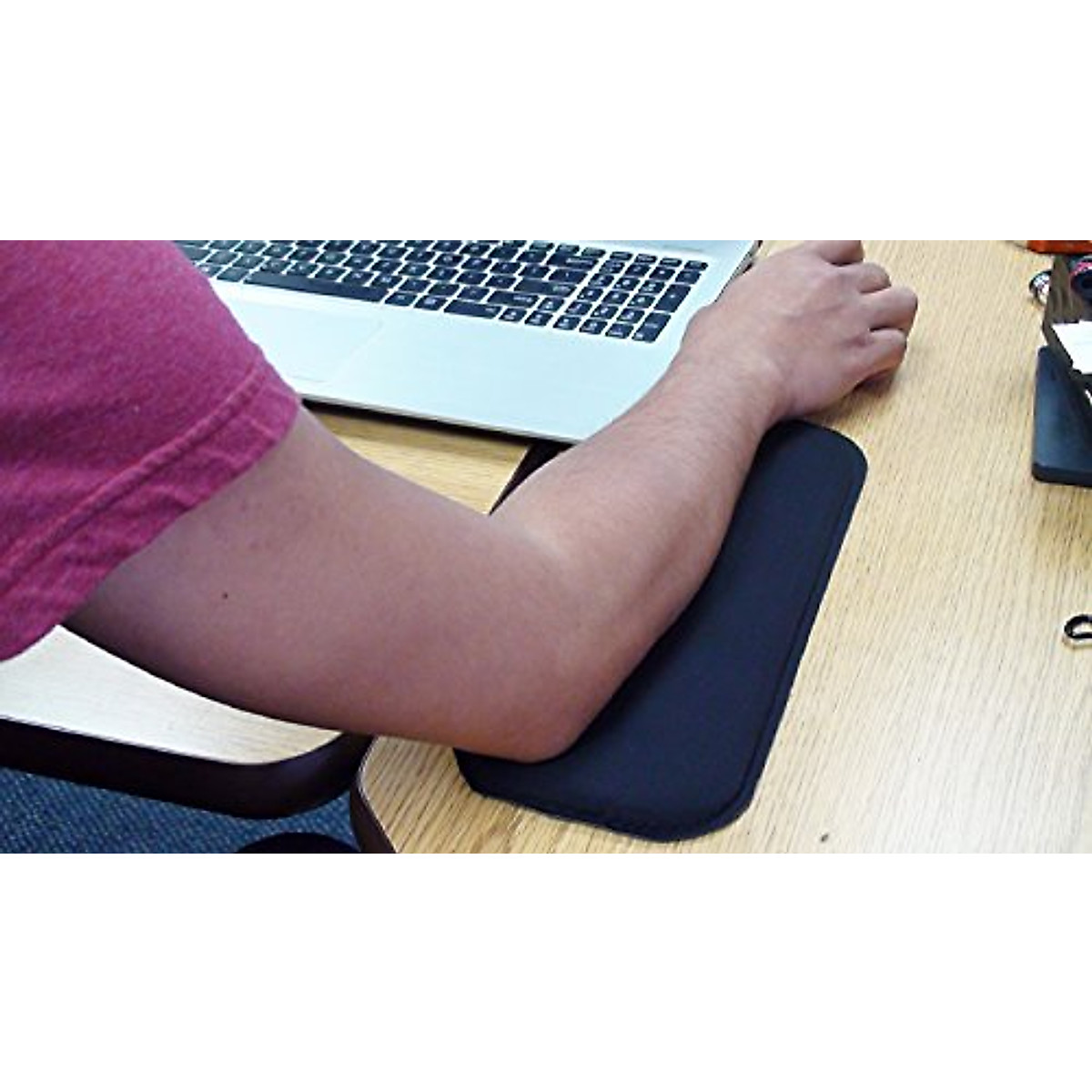 ULTRAGEL Anywhere, Anytime Personal Comfort Gel Pad-SG (Soft Gel) (4.5x8.5, Black/Non-Slip Rectangular)