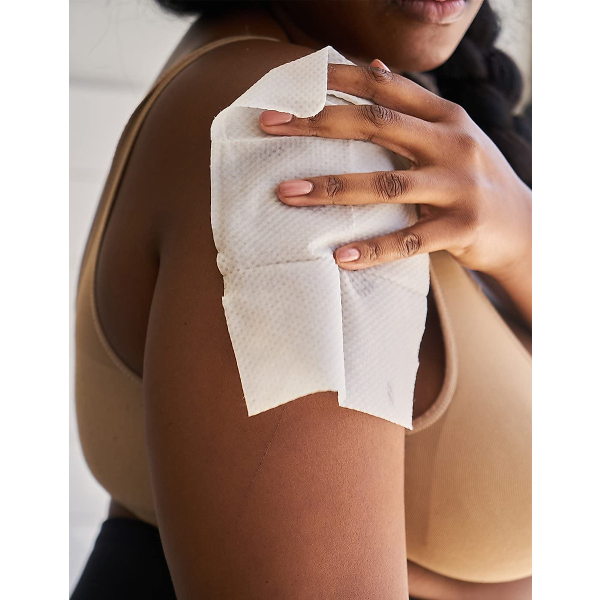 Dr Dennis Gross Alpha Beta Exfoliating Body Treatment | Multi-Tasking Powered by AHA/BHAs for Smooth, Hydrated Skin While Improving Ingrown Hairs, Keratosis Pilaris, and Blemishes | 8 Textured Towels