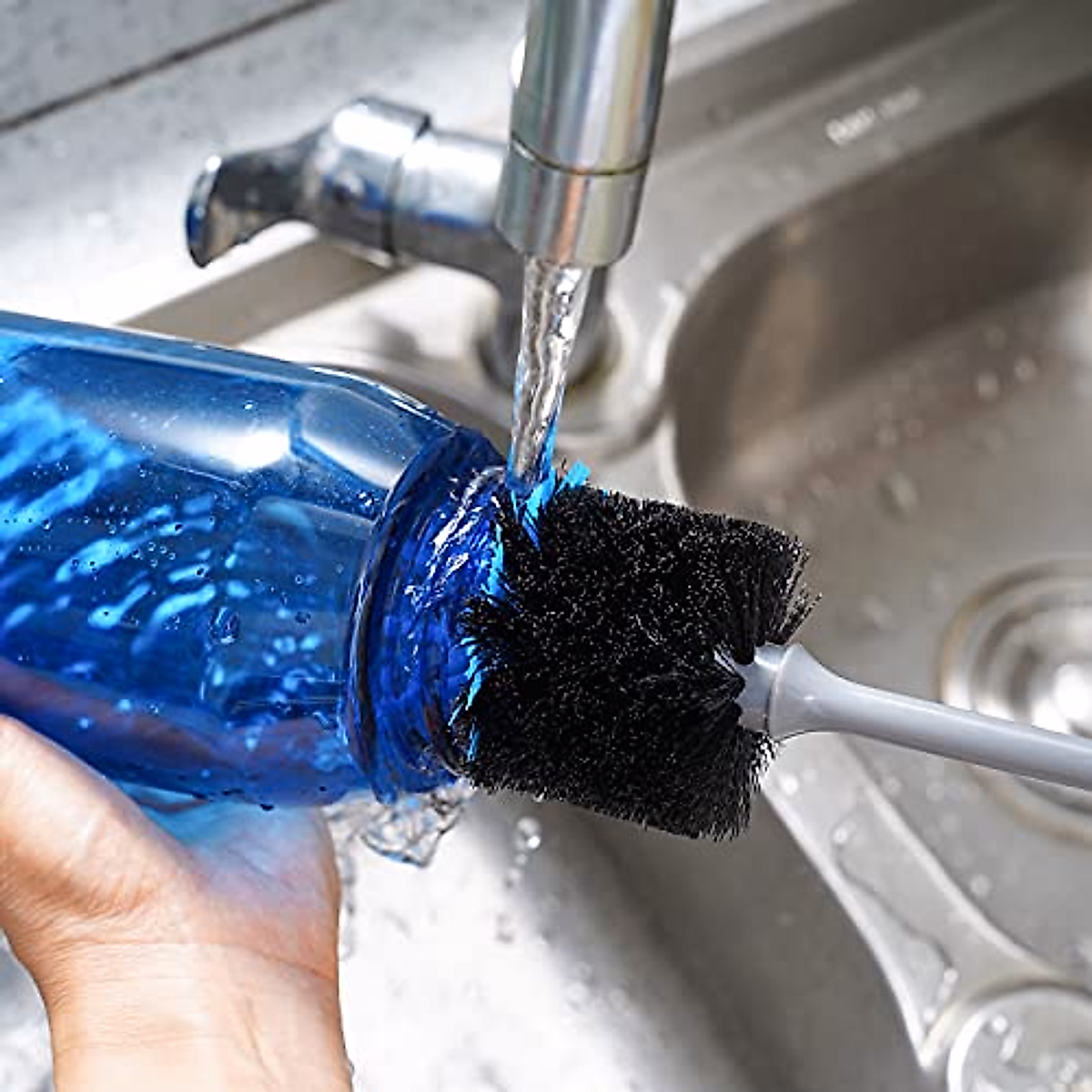 Bottle Brush Cleaner, Long Handle Water Bottle Scrubbing Brush, Built for Cleaning Baby Bottles, Sippy Cups, Water Bottle, Tumblers, Travel Coffee Mugs, Food Jars, Wine Decanters, Glasswares, 2 Pack