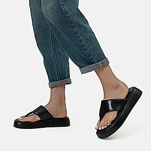 DREAM PAIRS Women Thong Platform Sandals Y2K Comfort Cute Slides Soft Flatform Flip Flop Sandals for Summer Beach SDPW2351W Black Size 10