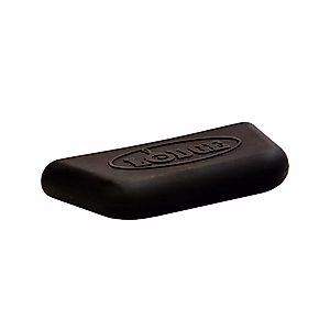 Lodge BOLD Silicone Assist Handle Holder - Dishwasher Safe Hot Handle Holder Upgraded Design for Lodge BOLD Products Only - Heat Protection Up to 450° - Black