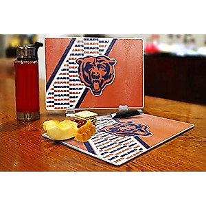 Duck House NFL Chicago Bears Tempered Glass Cutting Board with Display Stand white, 10" X 14"