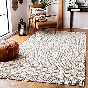 SAFAVIEH Natura Collection 4' Square Ivory NAT852B Handmade Moroccan Boho Fringe Wool Area Rug