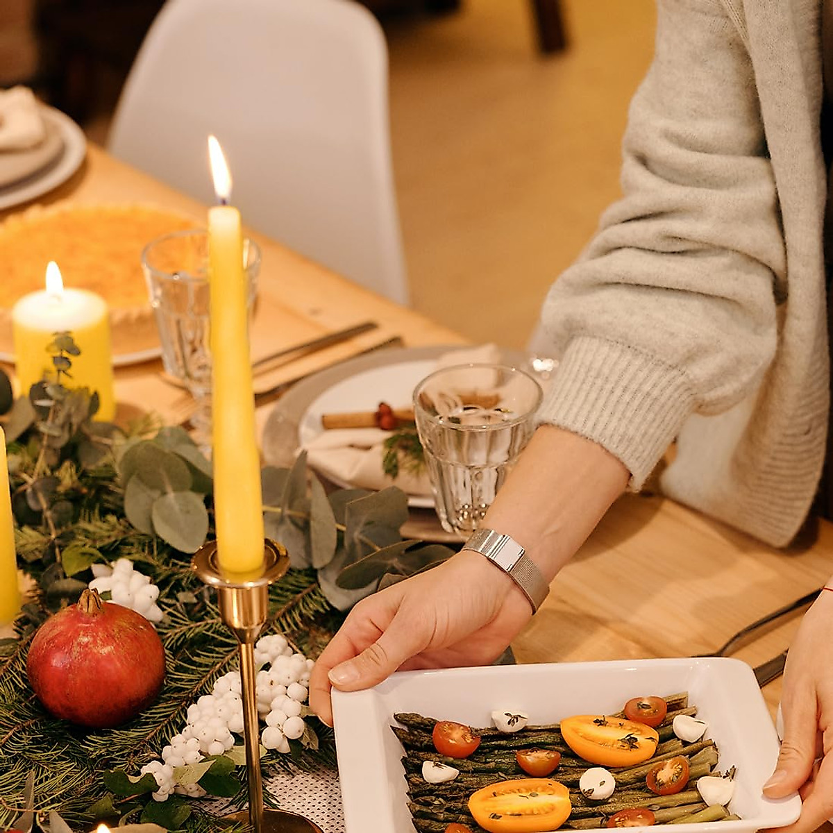 Aglary 16PCS Beeswax Taper Candles, 9" Handmade Natural Candles, Dripless and Smokeless，9 Hour Burn Time