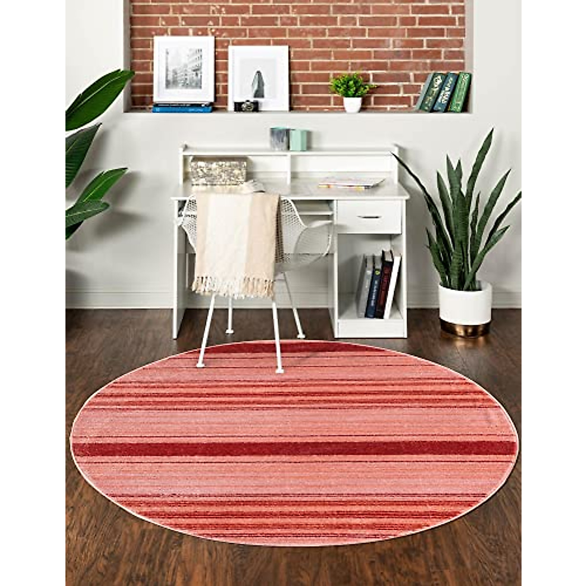 Unique Loom Gemstone Collection Area Rug - Topaz (Round 9' 8" x 9' 8", Rusty Pink Rose/Red)