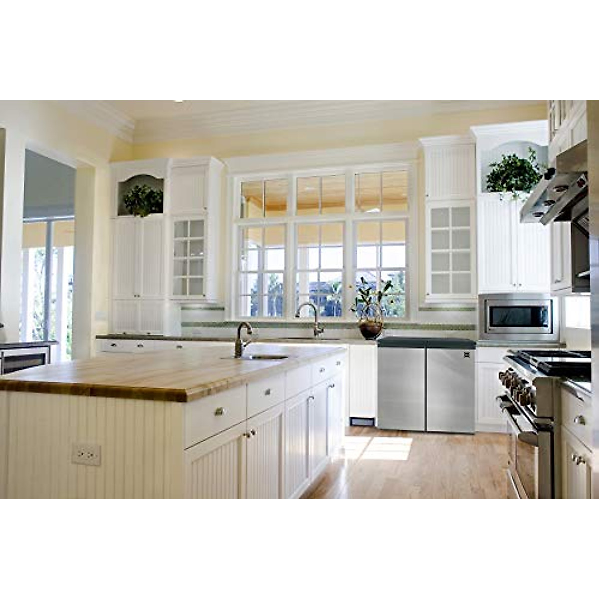 RCA RFR551-5.5 Cu. Ft. - Side by Side 2-Door - Compact Refrigerator/Freezer - Temperature Control - Stainless,Silver