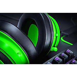 Razer Kraken Gaming Headset: Lightweight Aluminum Frame, Retractable Noise Isolating Microphone, For PC, PS4, PS5, Switch, Xbox One, Xbox Series X & S, Mobile, 3.5 mm Audio Jack – Green