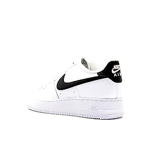 Nike Boy's Air Force 1 (Big Kid) White/Black 5.5 Big Kid M