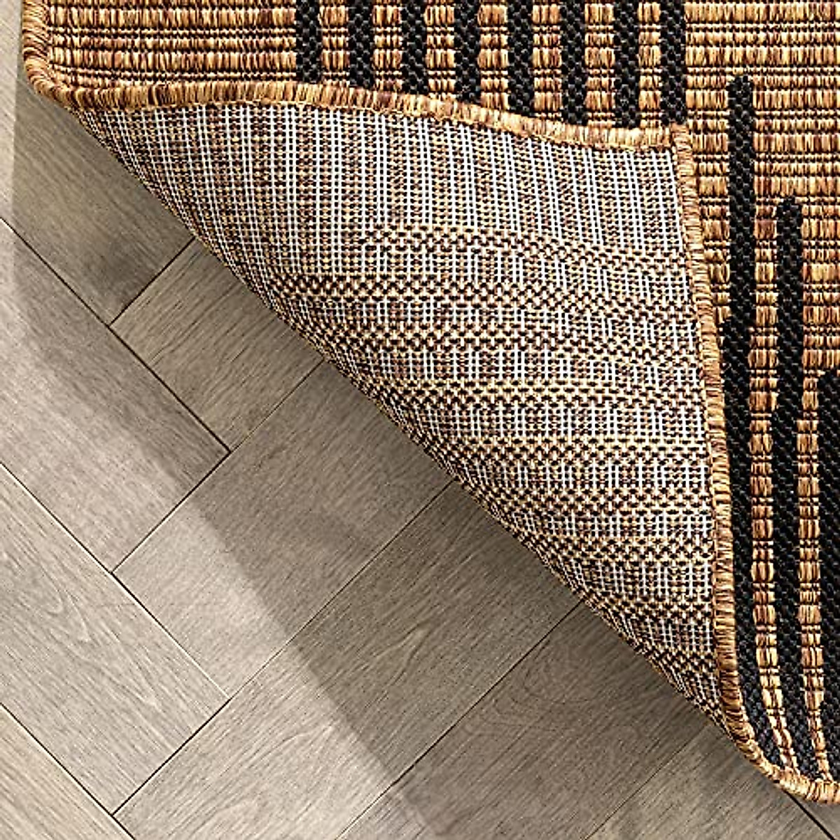 Well Woven Kaila Natural Color Indoor/Outdoor Tribal Diamonds (5'3" x 7'3") Area Rug