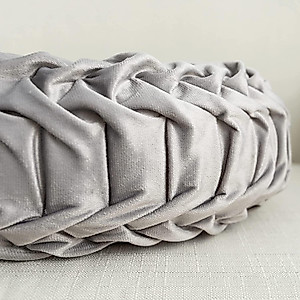 FONORAN Round Throw Pillows，Home 15.7 Round Floor Cushions Pillow，Handcrafted Pumpkin Velvet Home Decorative Back Pillow Cushion for Sofa Couch Chair Bed (Gray)