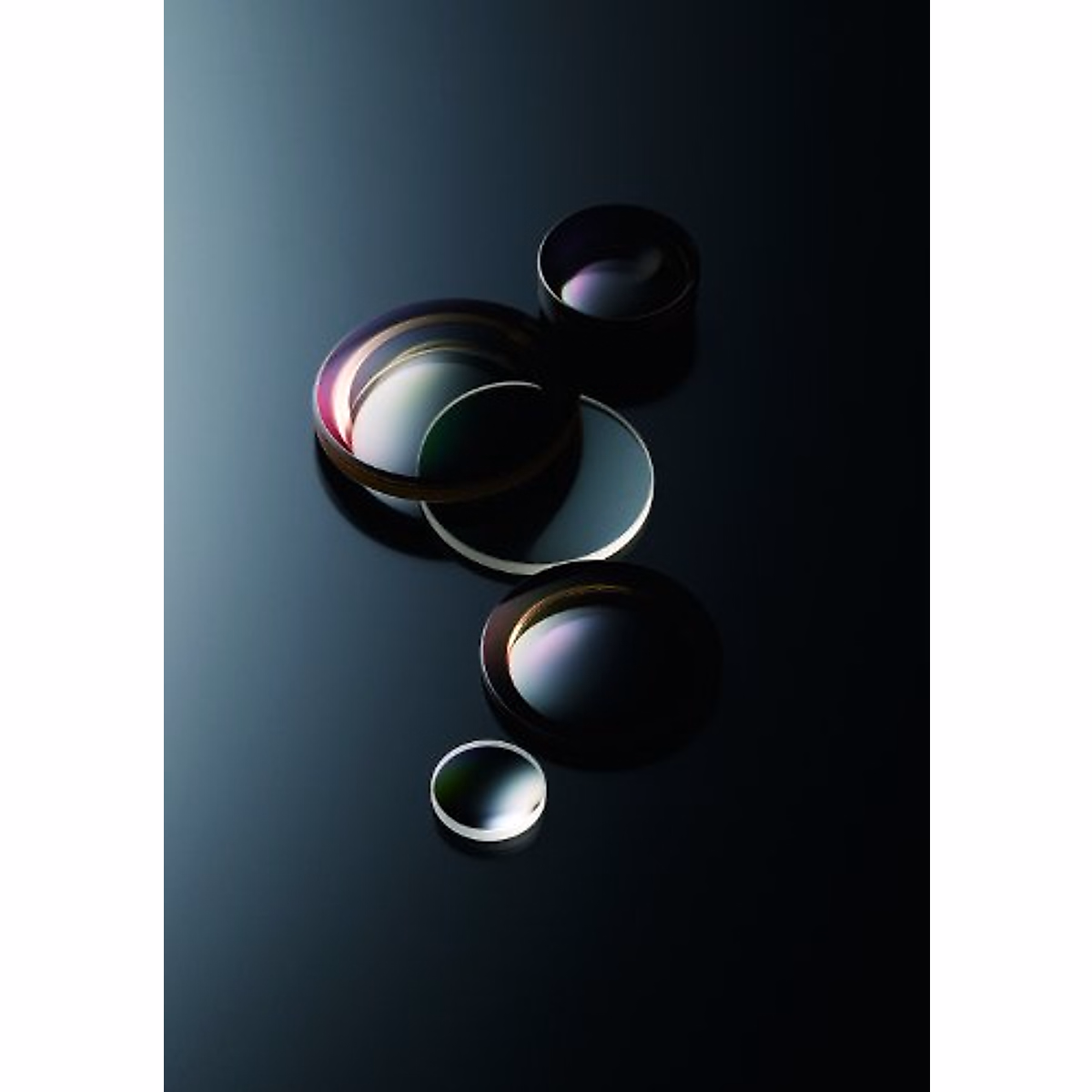 Sigma DP1x 14MP FOVEON CMOS Sensor Digital Camera and 2.5 Inch LCD