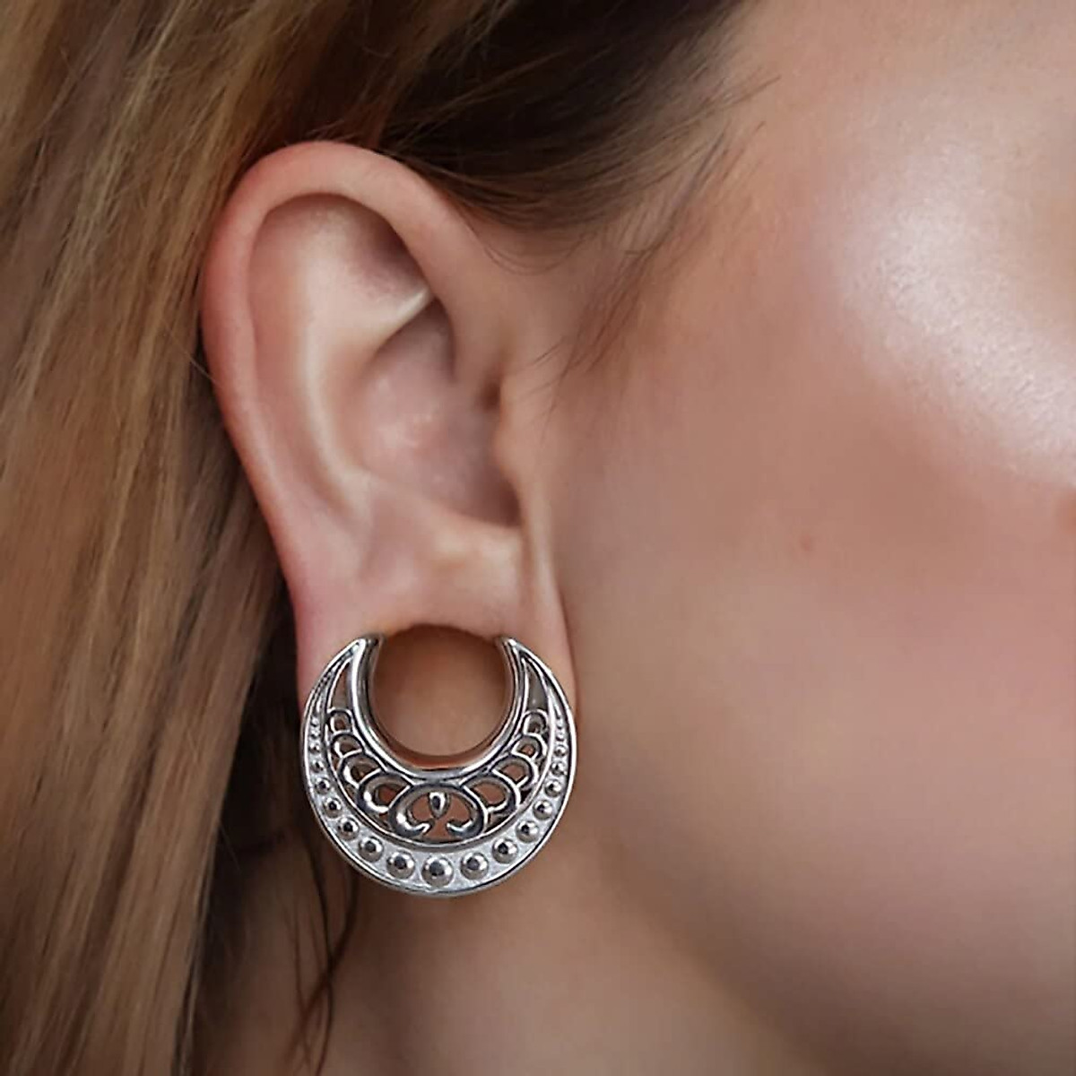 Casvort 2 PCS 10mm (00g) Hypoallergenic 316 Stainless Steel Silver Aesthetic Opening Saddle Tunnels Hangers Ear Gauges Plugs Stretcher Earring Piercing Body Jewelry