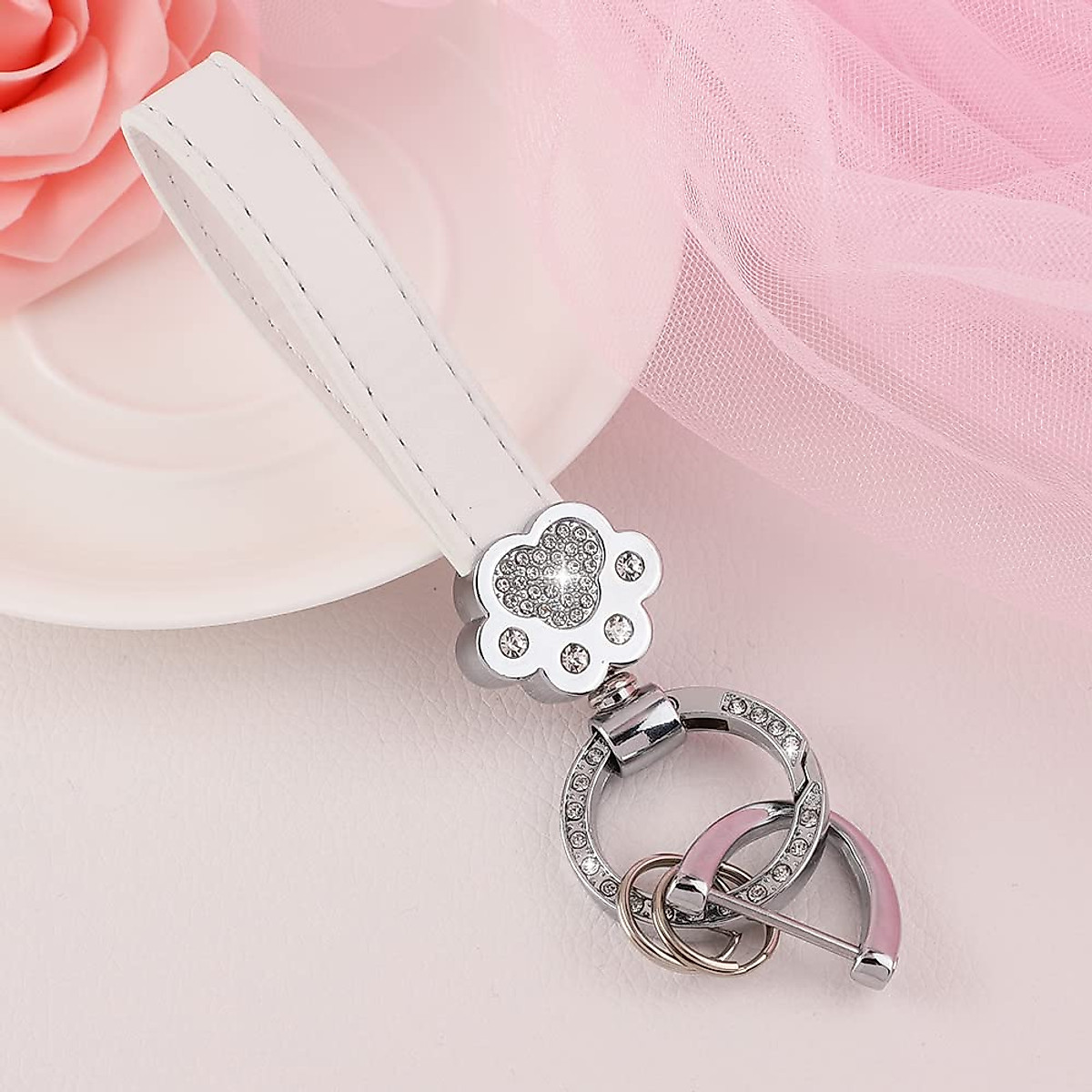 UHONSN Bling Leather Car Keychain Cute Cat Paw Keychains for Women Girl Anti-Lost Car Key Fob Key Chain Holder for Men Sparkly Rhinestones Zinc Alloy Keyrings White