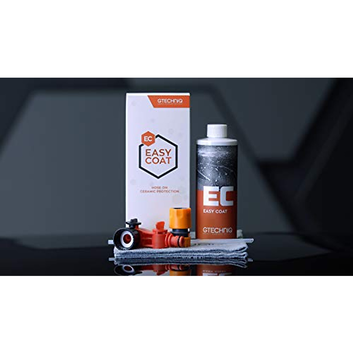 Gtechniq - Easy Coat Kit - Up to 3 Months of Durability; Quick & Easy to Apply; Coating Safe; Apply to Auto Paint or Glass Surfaces; Protect from UV Rays, Chemicals, Weather, Dirt (500 milliliters)