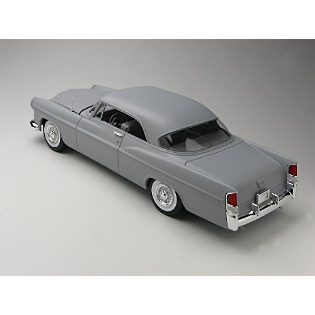 Moebius Chrysler 300B 1956 Model Kit
