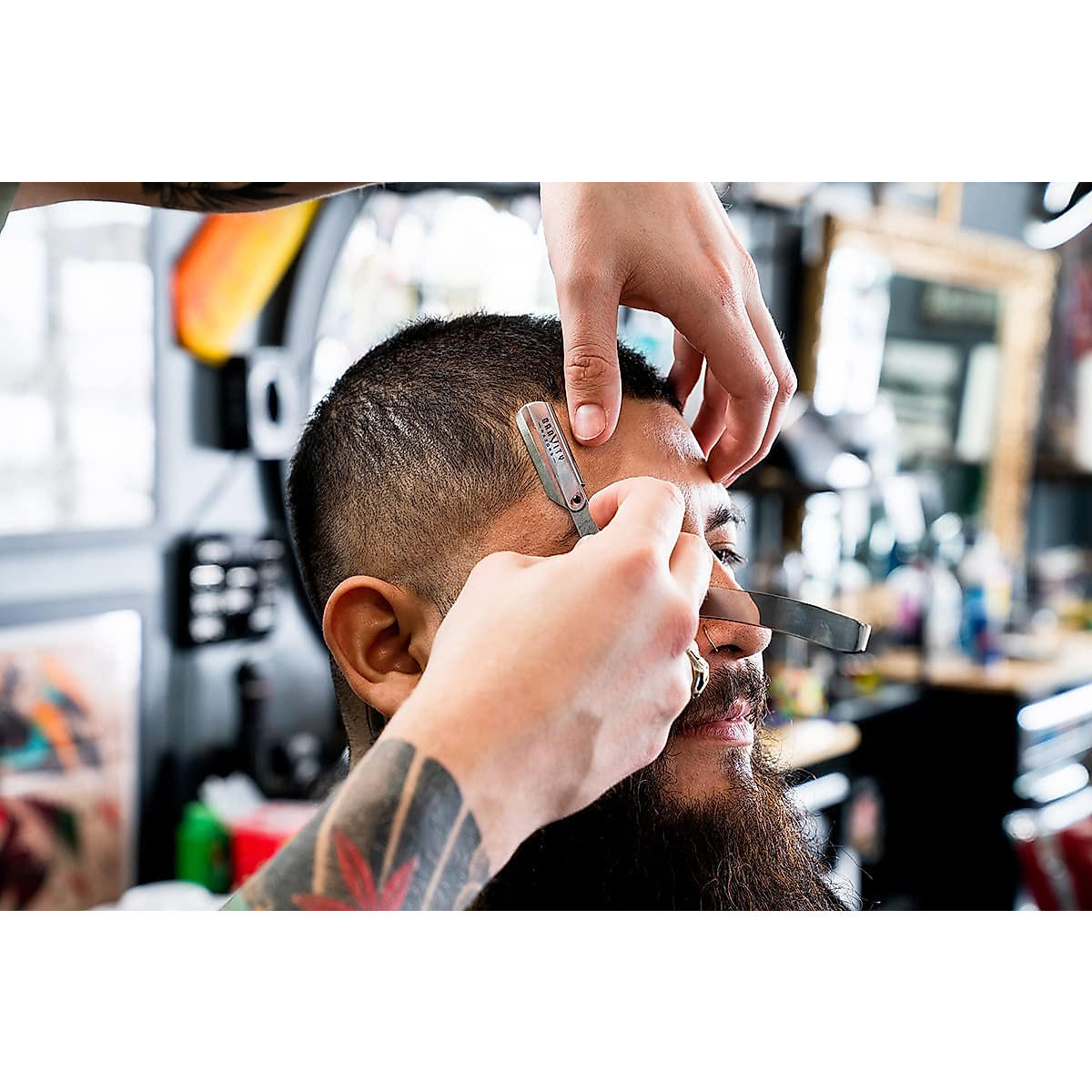 Professional Straight Razor Bundle - Stainless Steel Straight Razor Kit with 20 Gravity Premium Blades (The Reaper, Chicago)