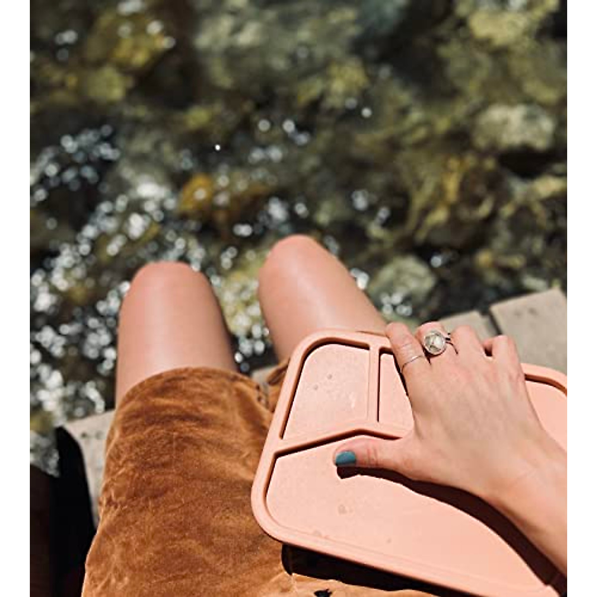 Spoondrift 100% Food Grade Eco-Friendly Leak-Proof Silicone Bento Box Lunchbox, Microwave Safe | For Child And Adult, 4 Compartment, Choose from 6 Colors, Includes 1 Box (Terracotta)