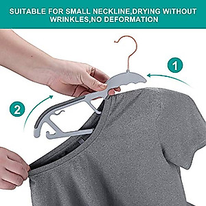 FSUTEG Plastic Hangers Space Saving Clothes Hangers, Upgraded Rubber Stripe Non Slip Coat Hanger, 50 Pack Heavy Duty Plastic Hangers for Clothes Grey