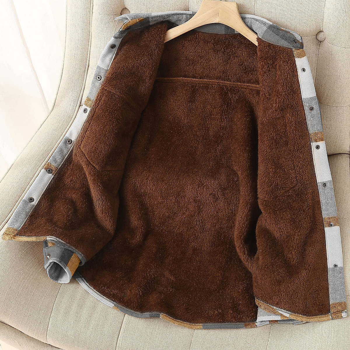 APAFES Women’s Warm Plaid Shirt Soft Sherpa Lined Shacket Casual Snap Fastener Truck Jacket with Pockets(643-GreyKhaki-M)