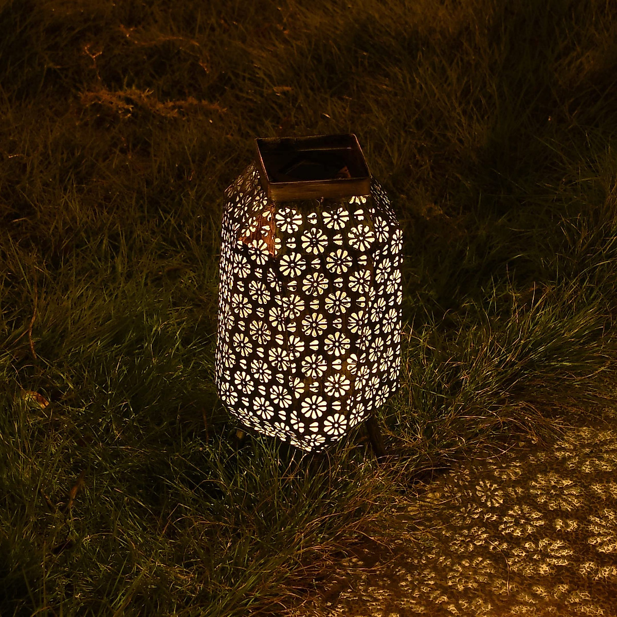 MicDecor 2 PackWrought Iron Solar Palace Lanterns in The Garden, Solar Lights in The Lakeside (Silver)