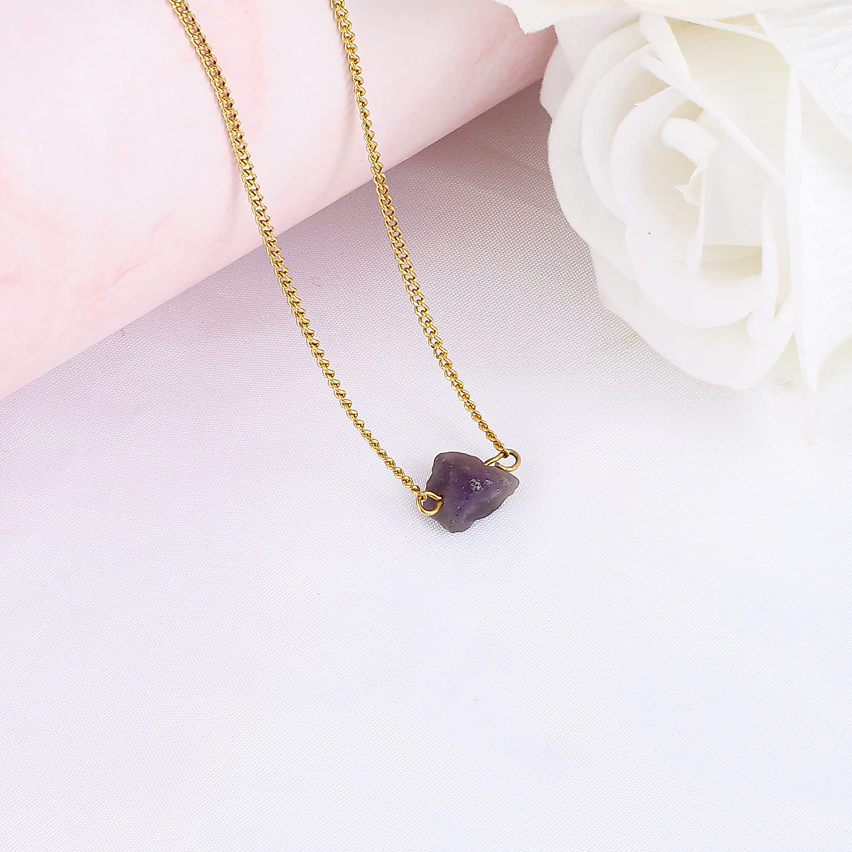 CARITATE Raw Amethyst Necklace Purple Necklace for Women as Spiritual Gifts - February Birthstone Natural Crystal Necklace as Healing Gifts for Women - Real Crystal Gemstone Jewelry Necklace