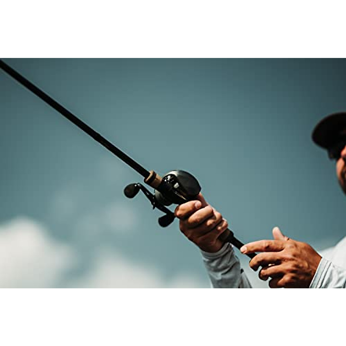 13 FISHING - Inception Slide Baitcast Reel - 8.1:1 Gear Ratio - Left Hand Retrieve (Fresh+Salt) - INSLD2-8.1-LH, Gray