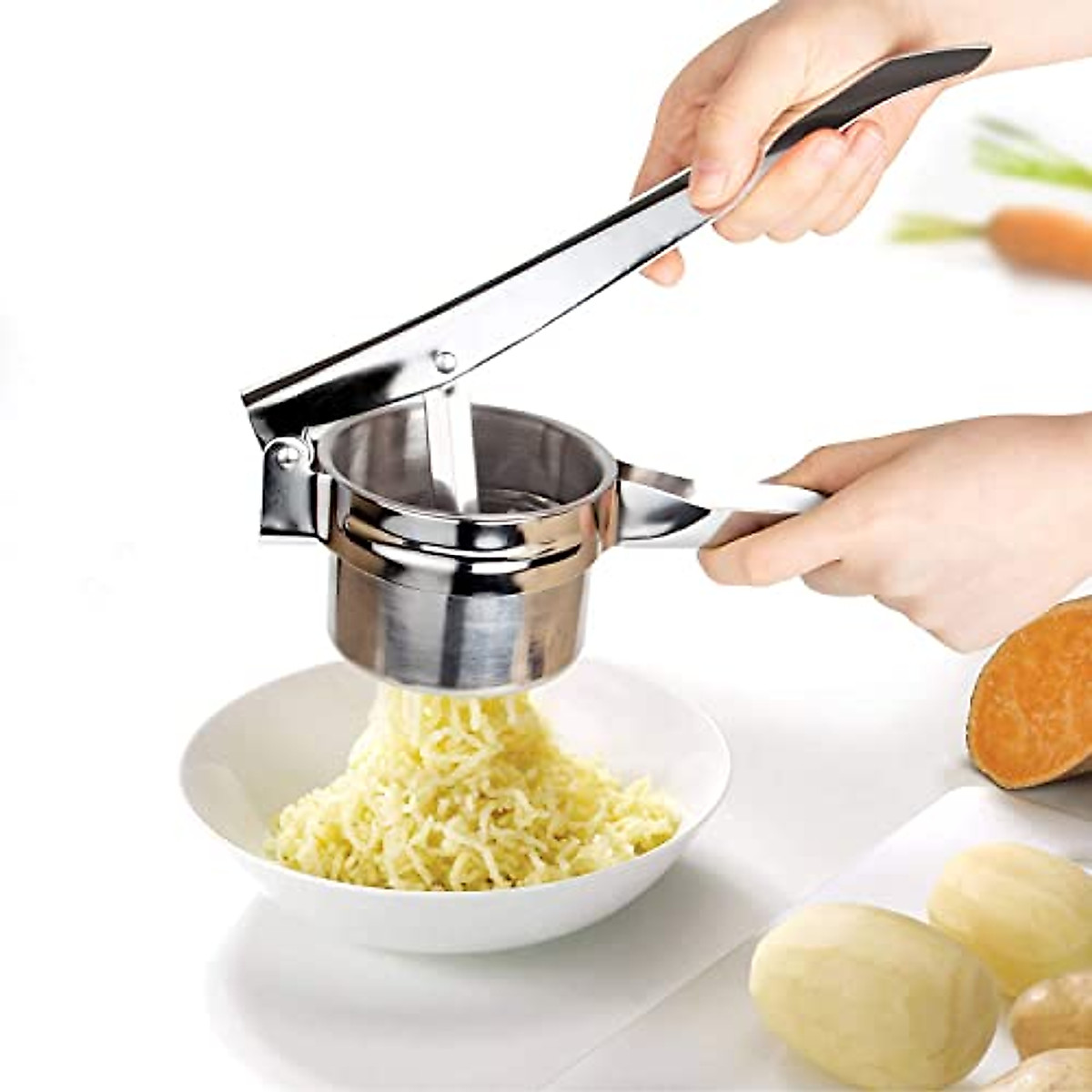 Potato Ricer Stainless Steel Potato Masher, Food Ricer, Fruit and Vegetables Press with 3 Removable and Interchangeable Discs, Manual Masher Ricer Kitchen Tool