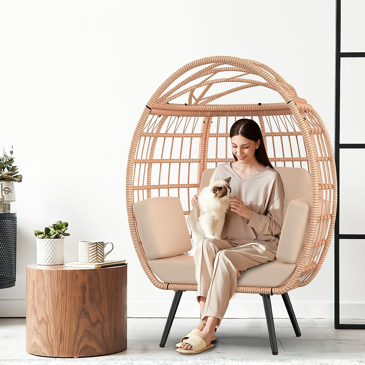 ZENPETIO Wicker Egg Chair, Oversized Indoor Outdoor Lounger with 4 UV Resistant Cushions, Storage Bag, All-Weather Wicker Egg Lounger Chair for Patio, Backyard, Living Room, 370lbs Capacity - Brown