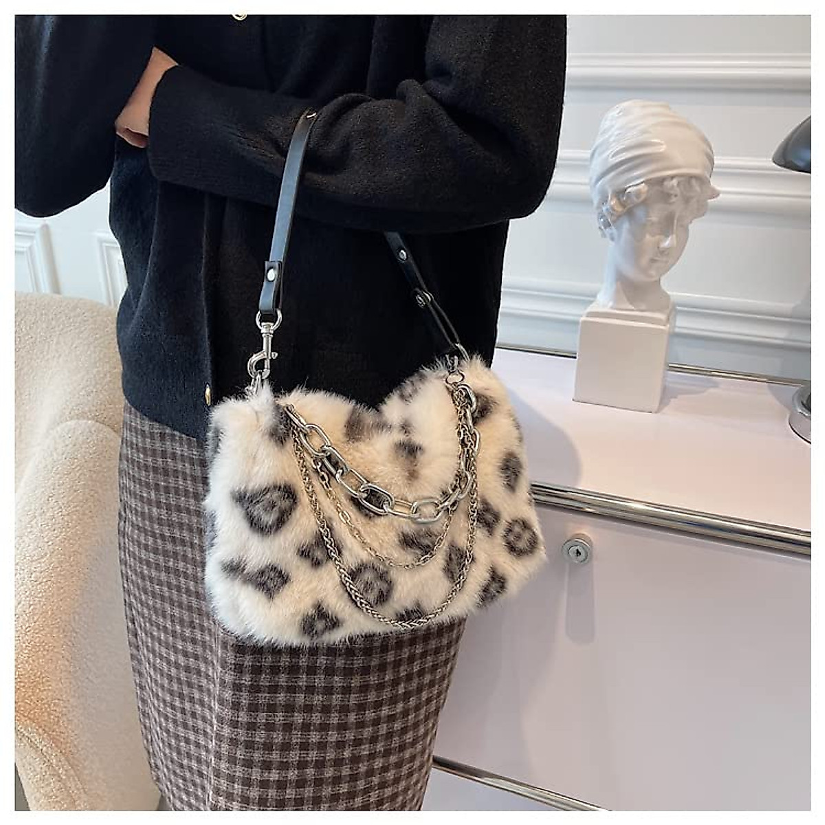 2022 New Leopard Print Plush Shoulder Cross-body Bag Fashion Chain One-shoulder Armpit Tote Y2K Purse Hobo Bag (Beige)